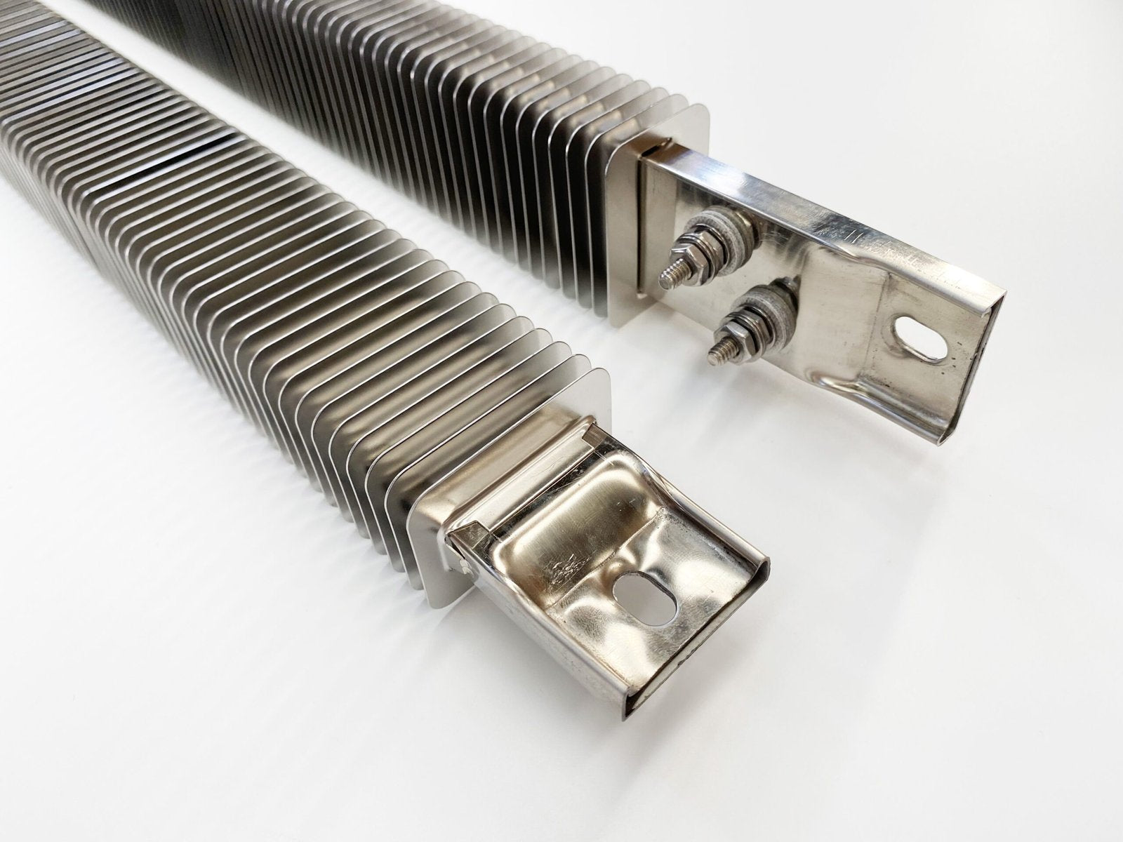 Finned Strip Heater 12" 900W | UNDER CONTROL INSTRUMENTS LTD